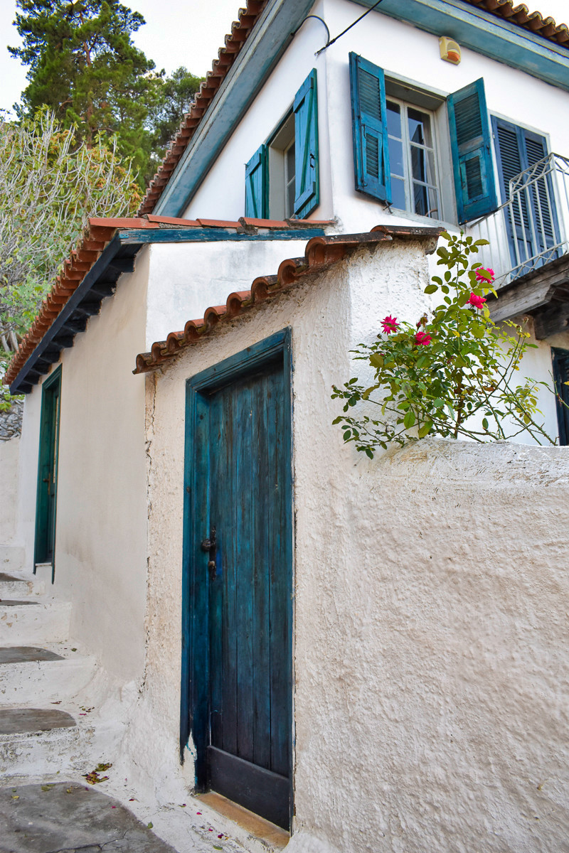 Mediterranean Blues – Capturing Moments