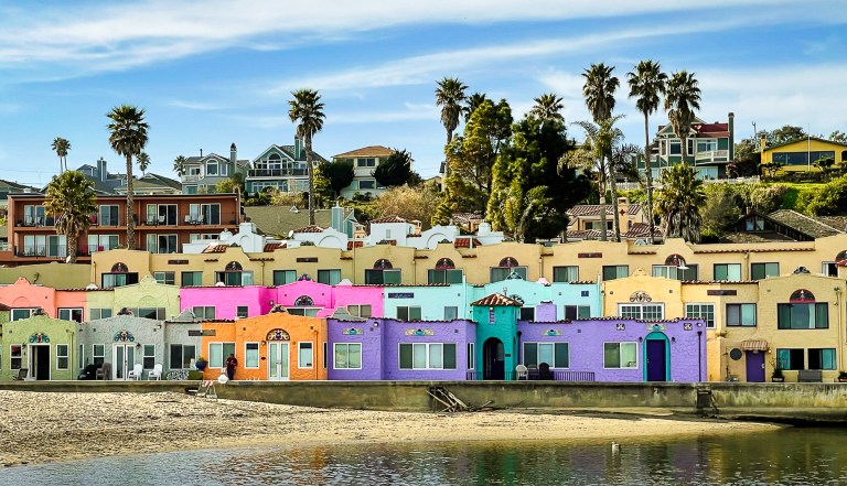 Capitola Painted Cottages – Capturing Moments